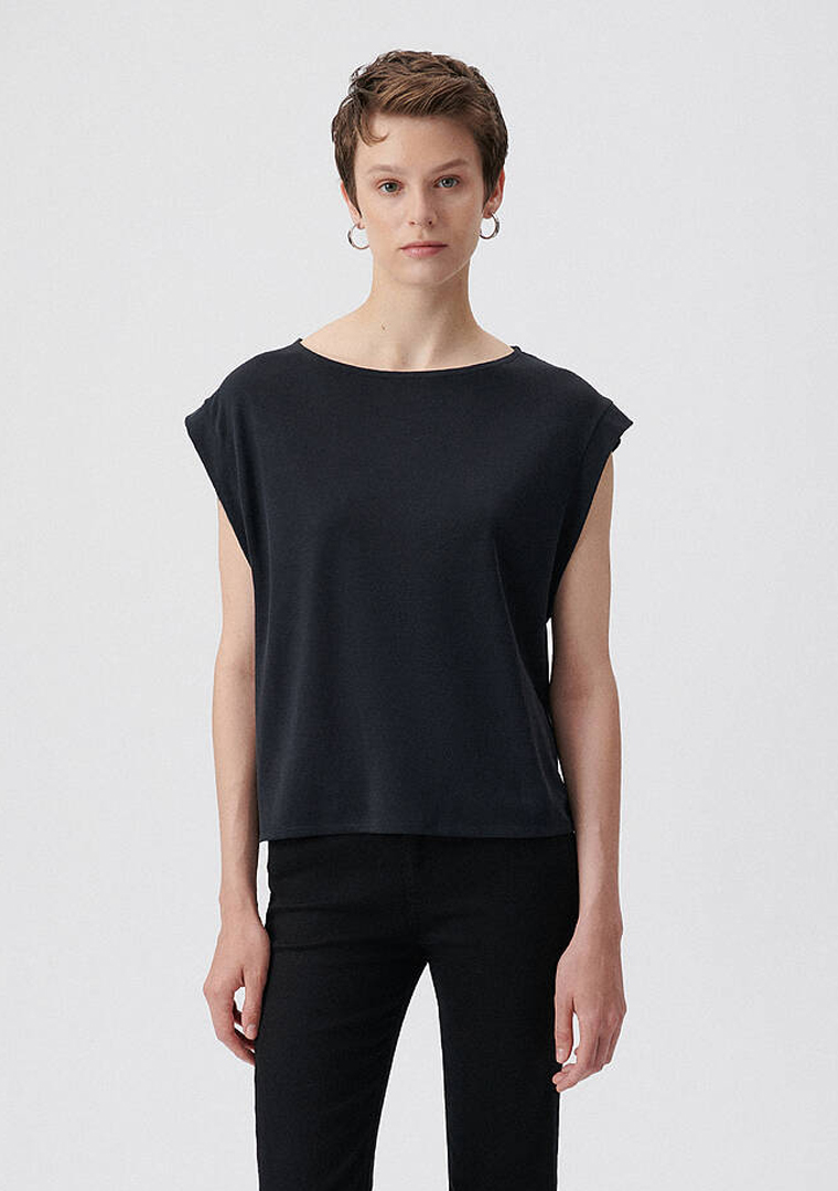 Kadın Tişört Modelleri - Mavi