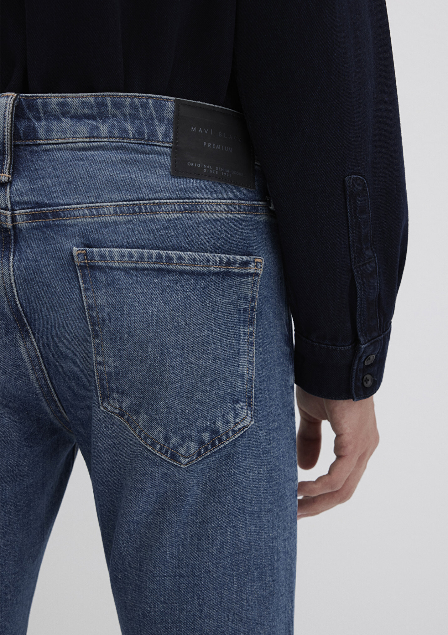 Erkek Kvnç Mavi Black Puslu Mavi Jean Pantolon