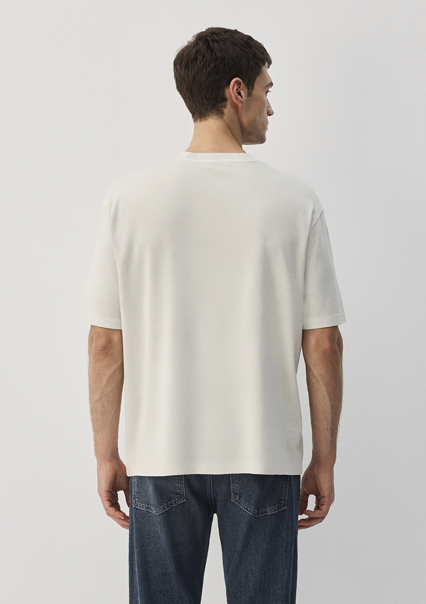 Outlet Erkek Ekru Basic Tişört