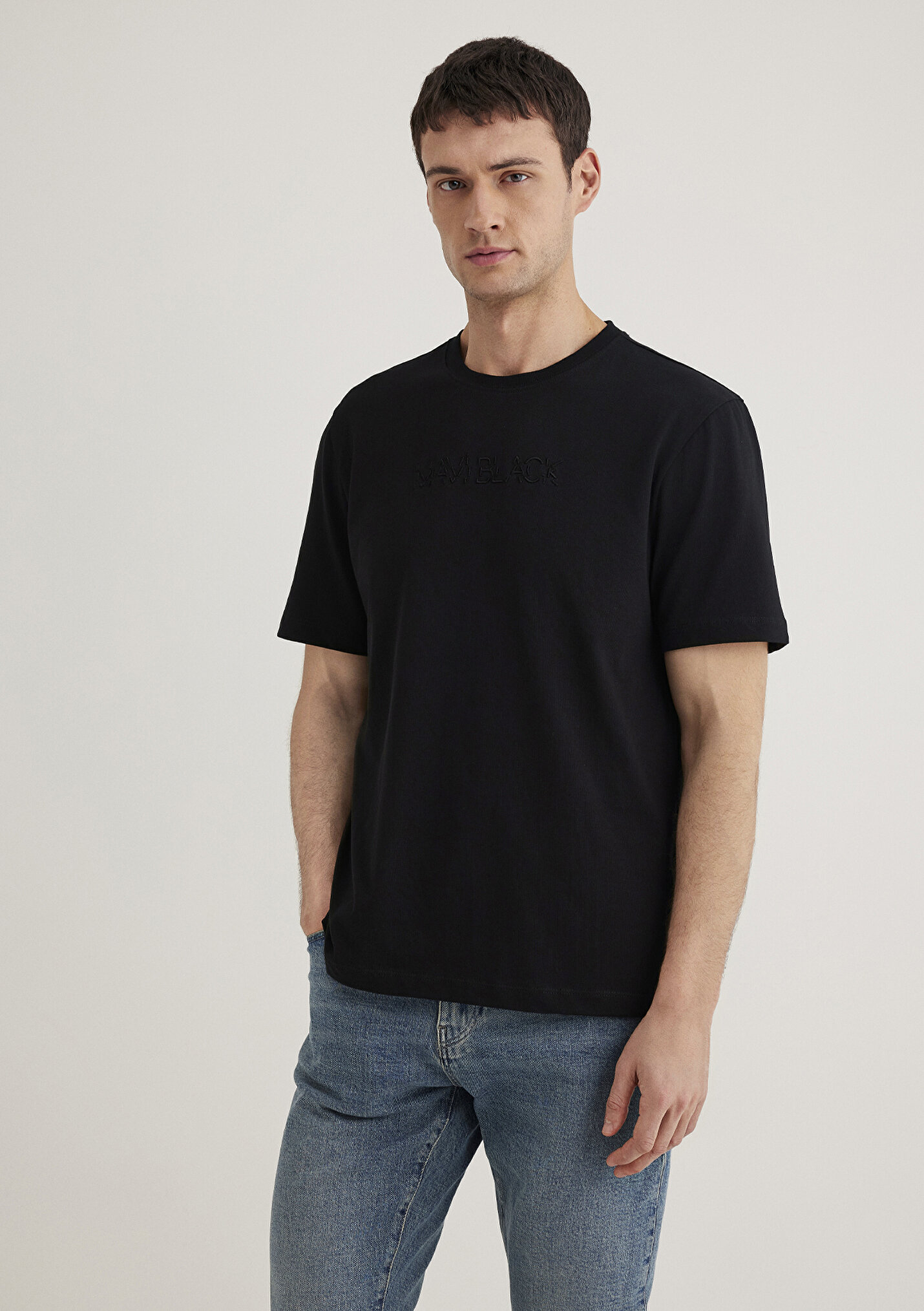 Outlet Erkek Mavi Black Nakışlı Siyah Basic Tişört