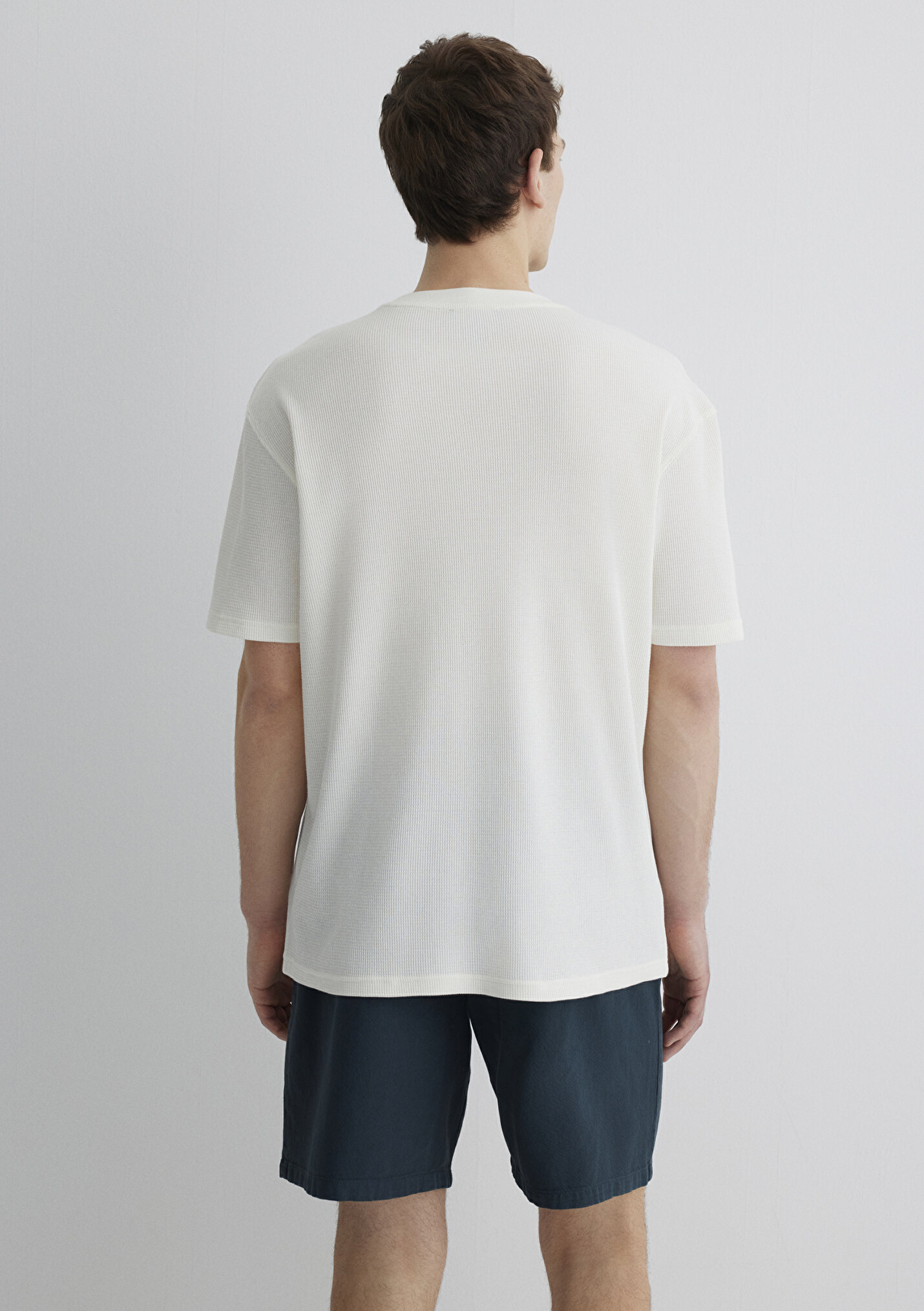 Outlet Erkek Ekru Basic Tişört