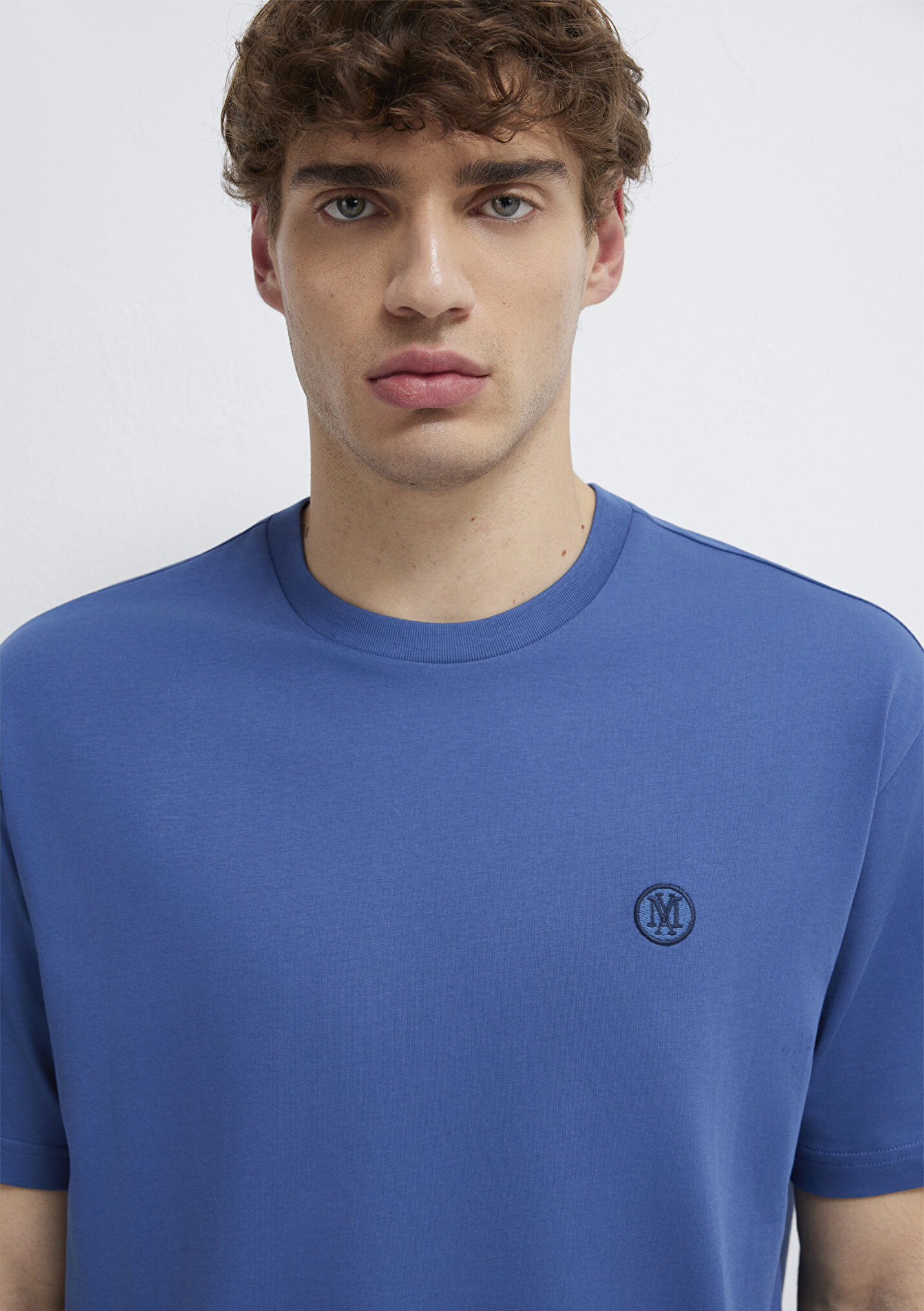Mavi Logo İşlemeli Mavi Basic Tişört - Mavi