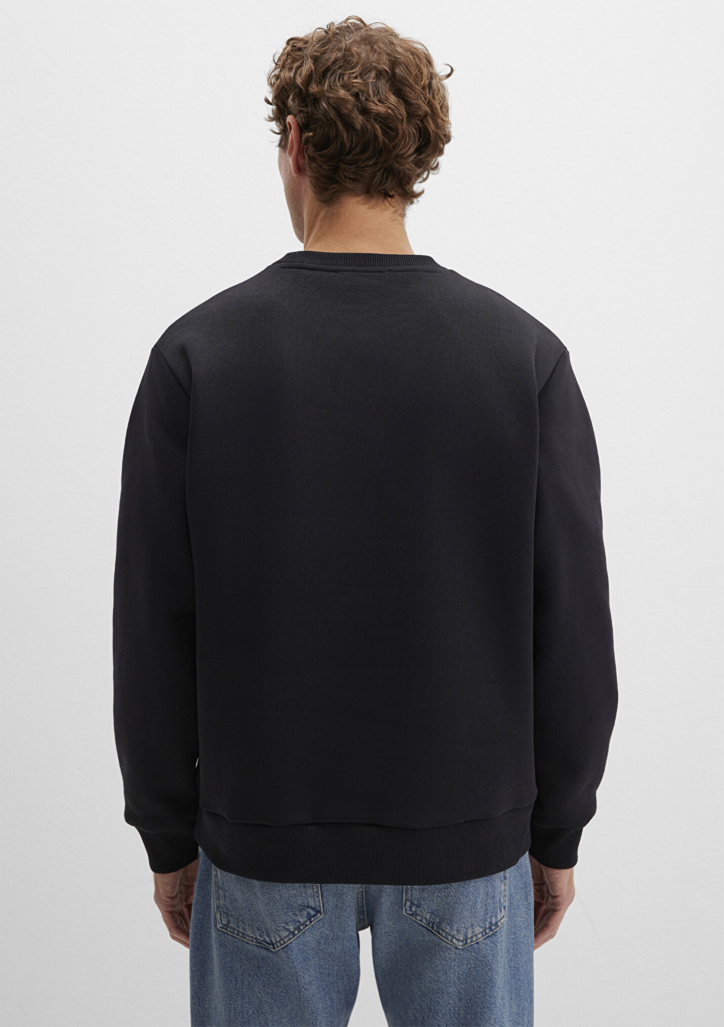 Erkek Mavi Jeans Detaylı Siyah Sweatshirt