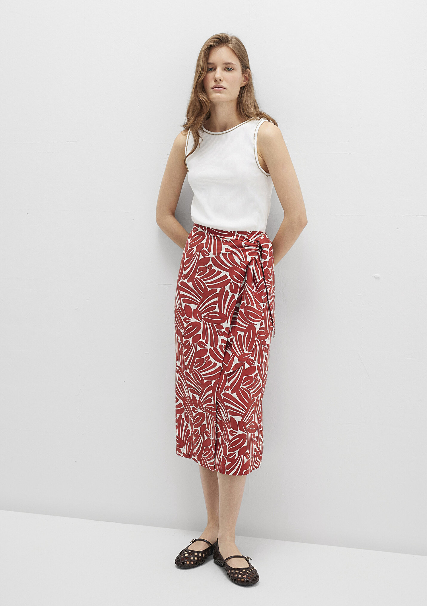 Kadın Bağlama Detaylı Baskılı Kırmızı Etek