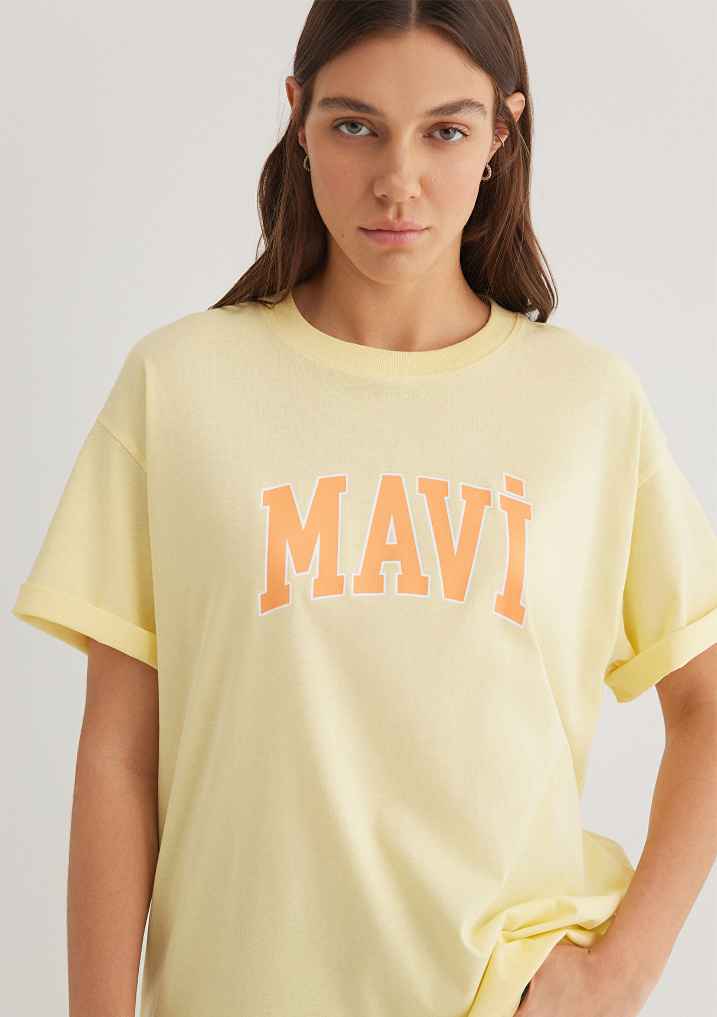 Outlet Kadın Mavi Logo Baskılı Sarı Tişört