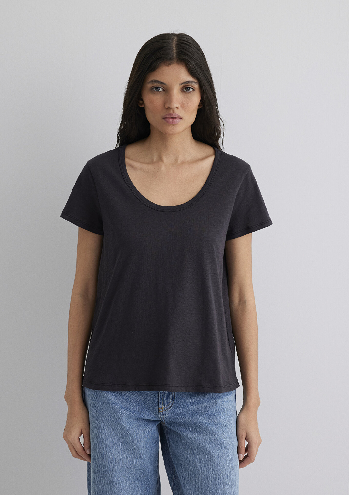 Outlet Kadın Antrasit Basic Tişört