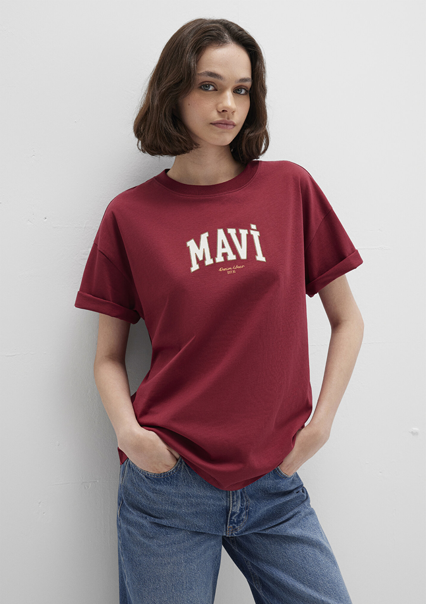 Kadın Mavi Logo Baskılı Bordo Tişört