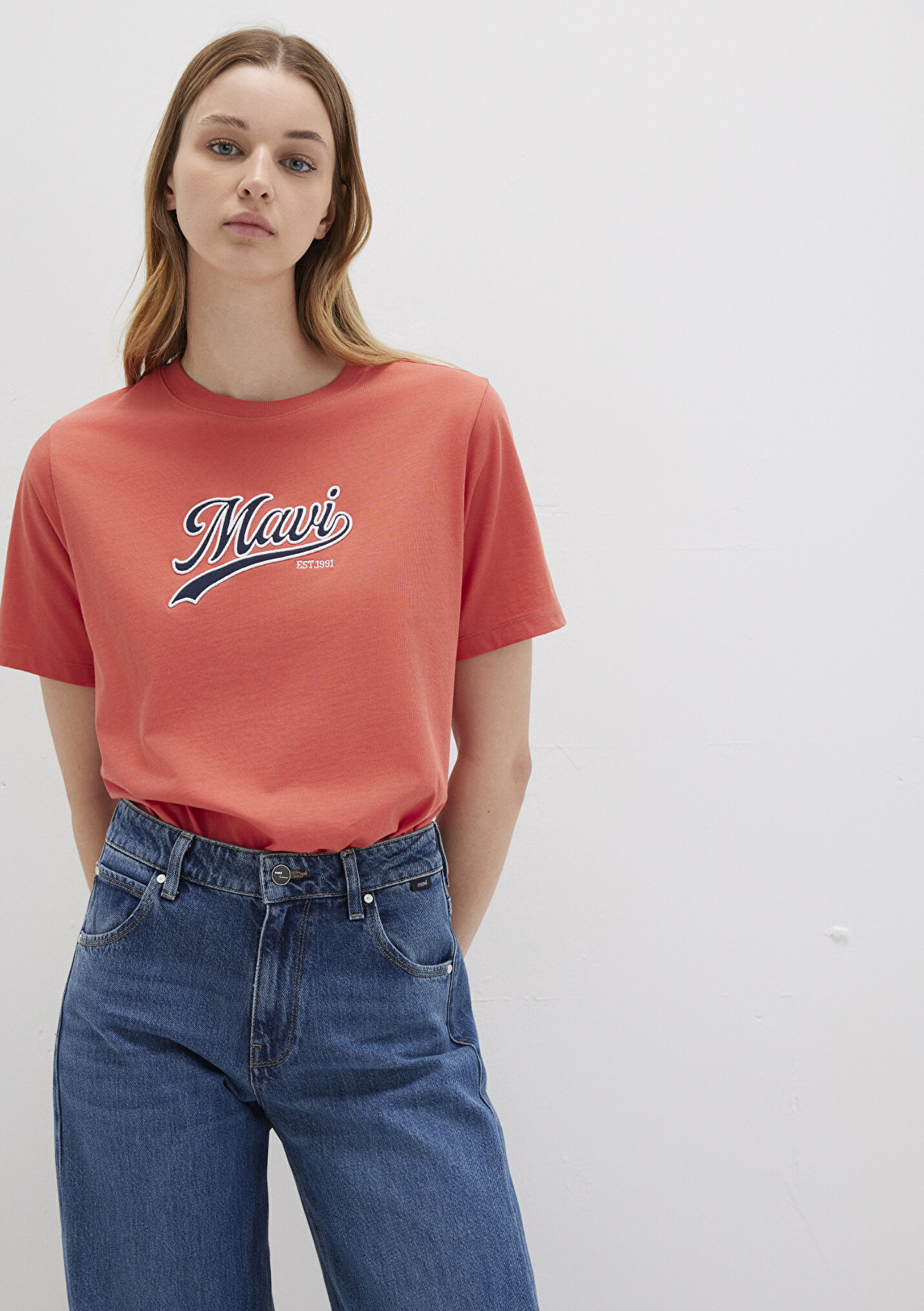 Kadın Mavi Logo Baskılı Turuncu Tişört