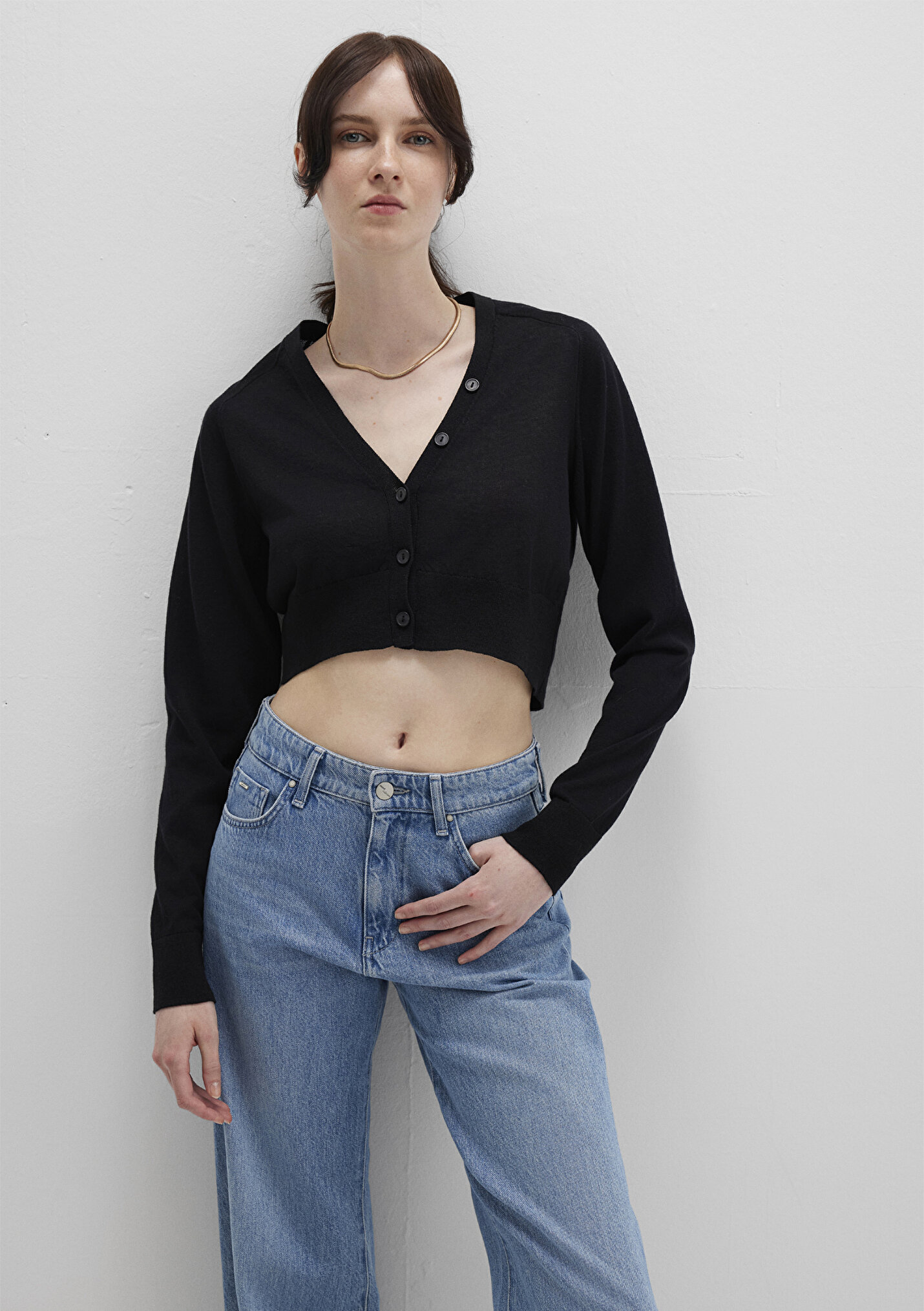 Outlet Kadın Siyah Crop Hırka