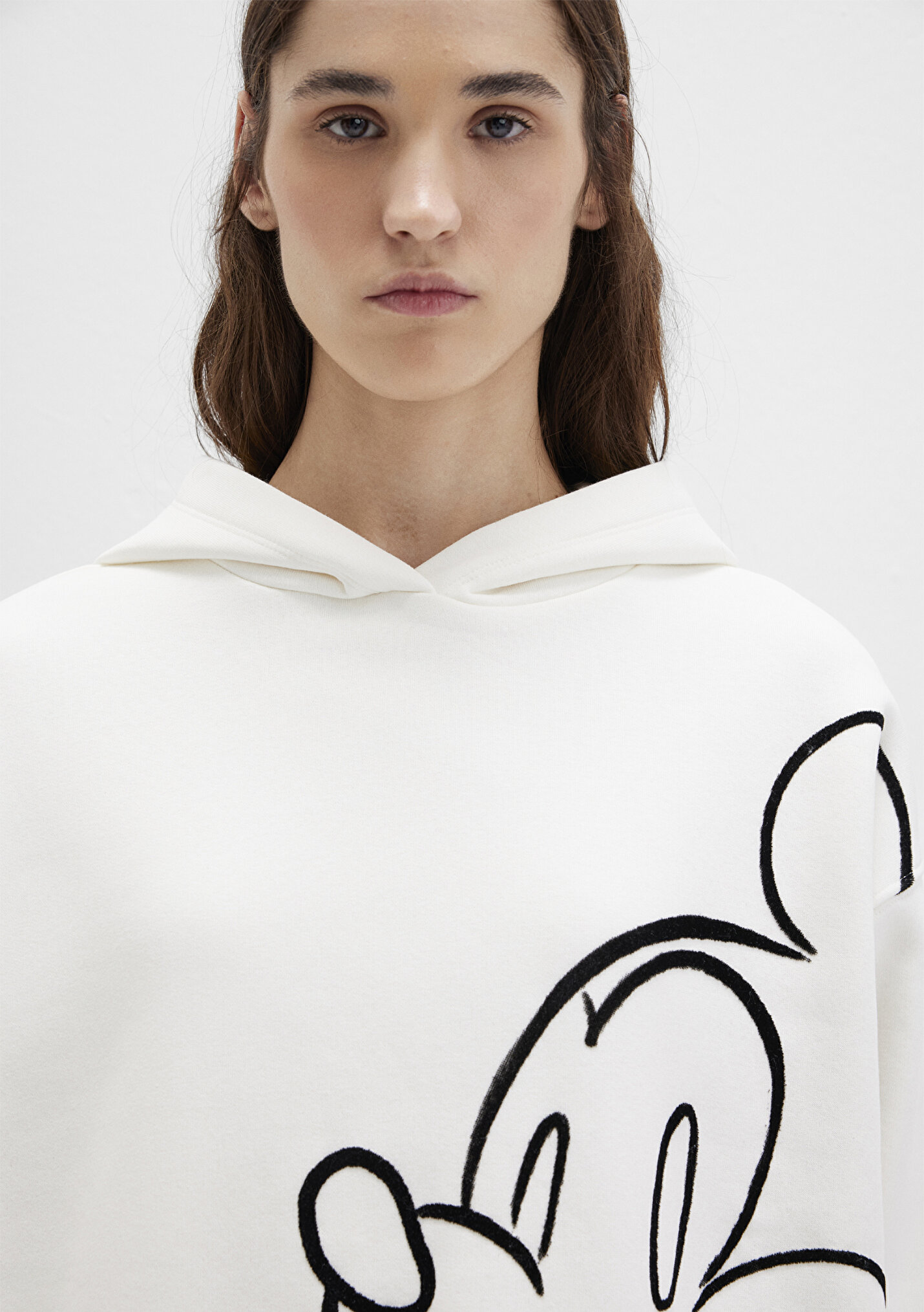 Outlet Kadın Mickey Mouse Baskılı Ekru Sweatshirt
